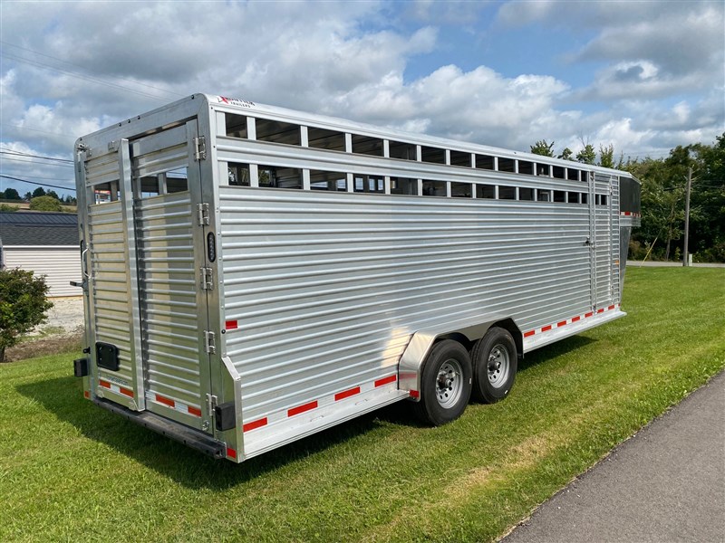 2023 Frontier 24' ALUMINUM STOCK GOOSENECK W SLIDING GATE