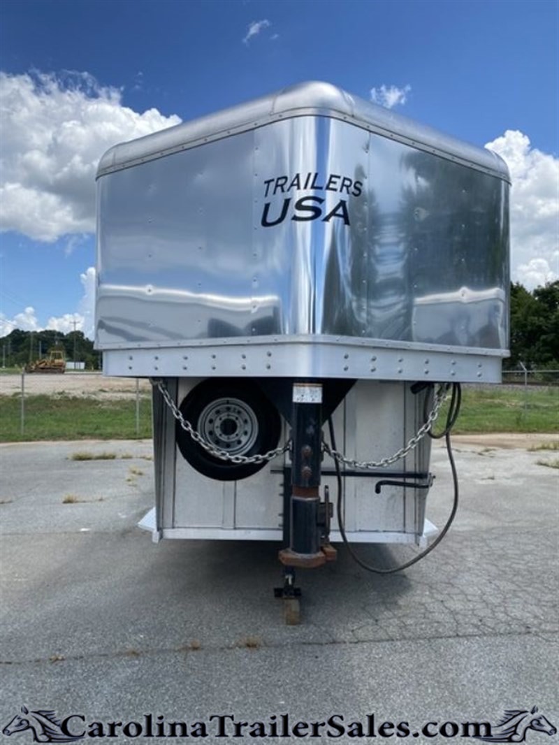 2018 Trailers USA 4 Horse, Ramp with Dutch Doors, 7'6 Tall