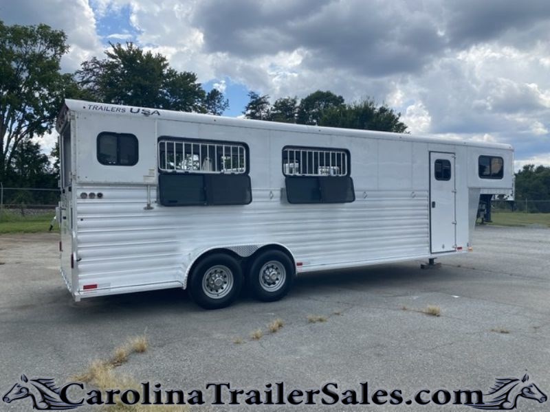 2018 Trailers USA 4 Horse, Ramp with Dutch Doors, 7'6 Tall