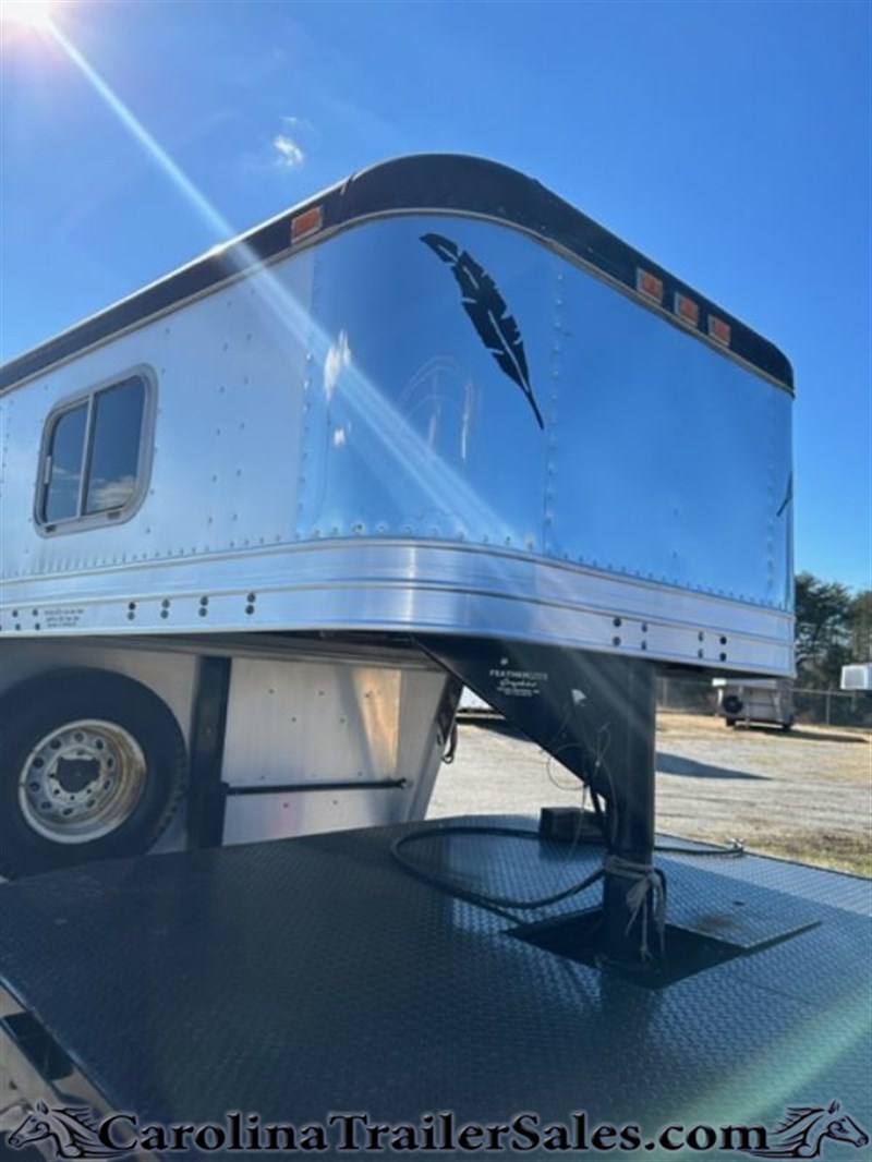 1993 Featherlite 4 Horse, Lightweight, All Aluminum, Slant Dividers