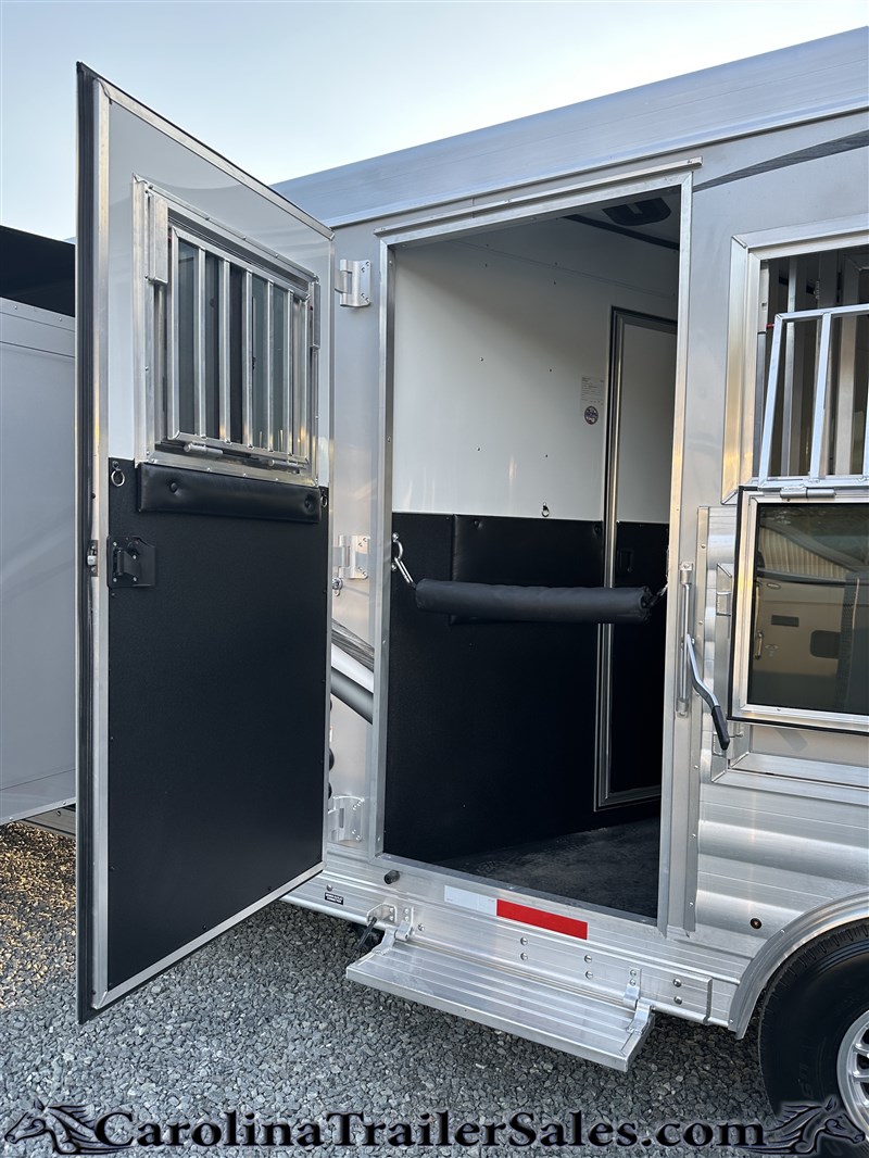 2024 Merhow 3H 16' Farm House Edition LQ Open Floor Plan