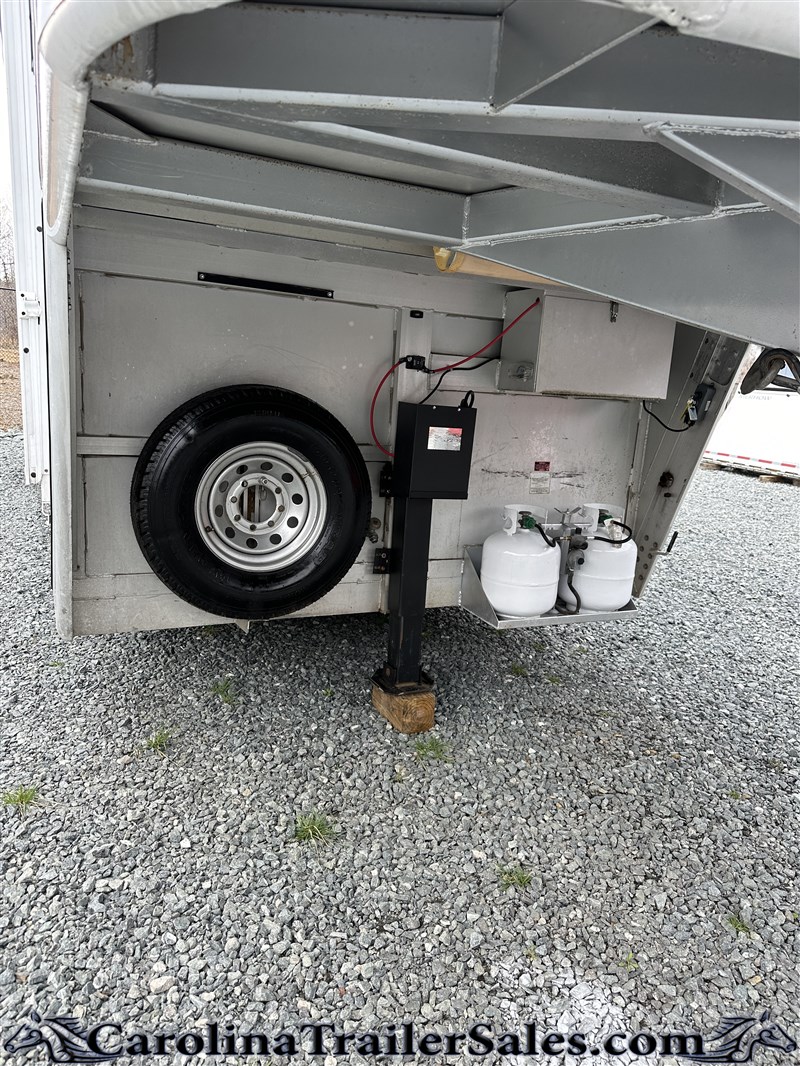 2001 Hart 4H, 10' Outlaw Conversion LQ, One Owner!