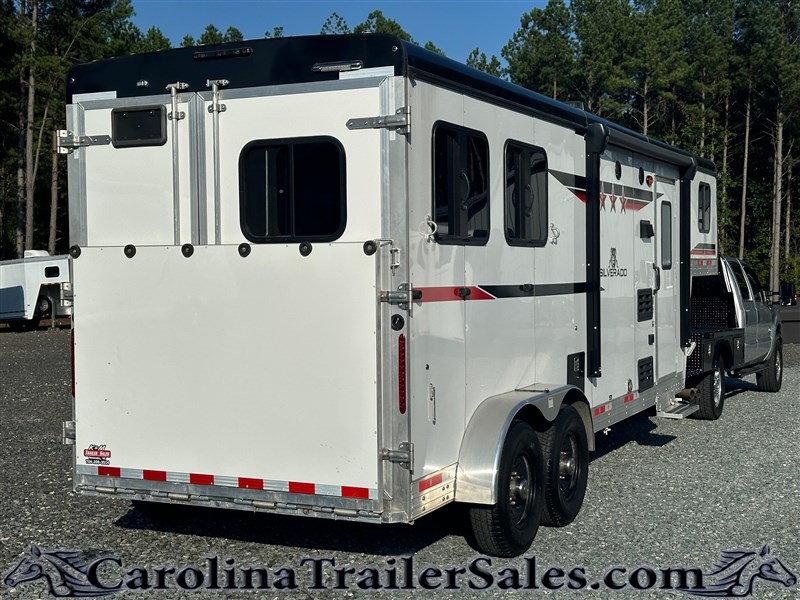 2024 Bison 2H 8' LQ, Insulated, Escape Door, Ramp