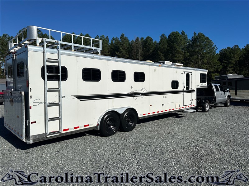 2004 Sundowner 4H Sierra 8010 Hacienda, 10' LQ, Mangers