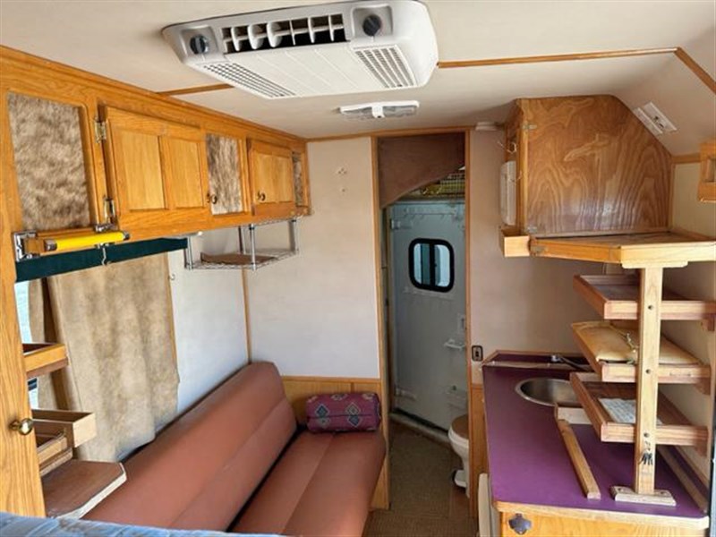 2003 Living Quarter Horse Trailers