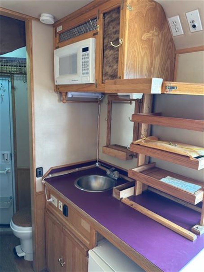 2003 Living Quarter Horse Trailers