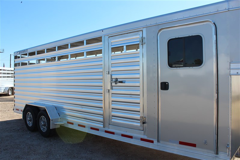 2024 Featherlite 8417 - 24' Stock Combo