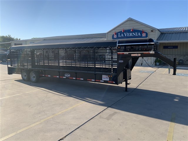 2021 Neckover 28x6'8" Dog Nose