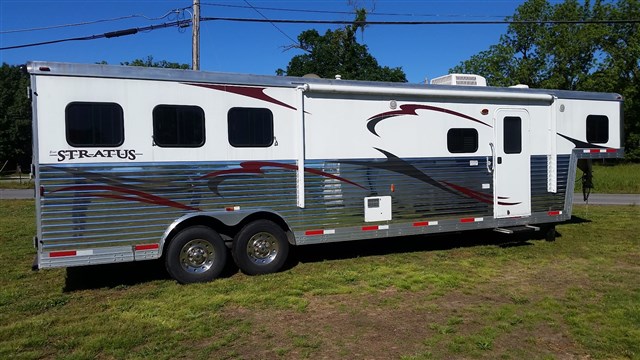 2012 BISON STRATUS SLIDE 8 WIDE 7'6" TALL 12' SHORTWALL 8312MMB
