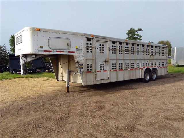 2007 Wilson Foreman 26' Stock Trailer