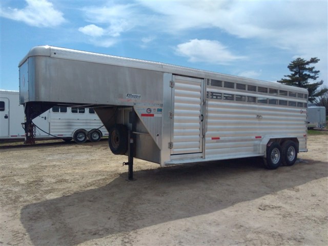 2015 Kiefer 20' Aluminum Stock Trailer
