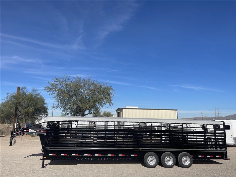 2022 Delco 32' Bar Top Stock Trailer