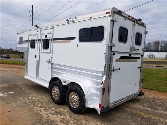 2007 4 Star 2 Horse Straight Load w/ WERM