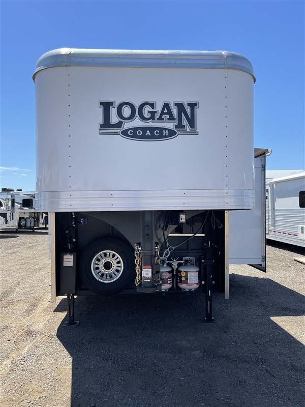 2022 Logan Coach 14' sw SIDE LOAD with Generator ***SALE PENDING***