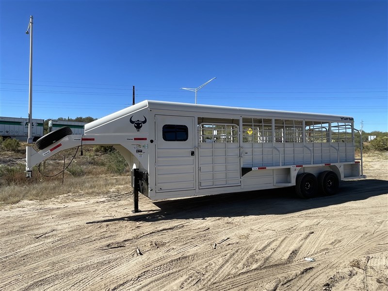 2023 Swift Built 24' Double Tack Door Stock Combo!! SALE PENDING