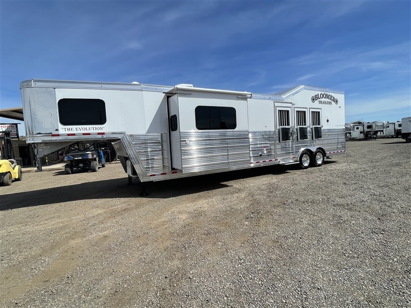 2023 Bloomer Evolution 14'11 Shortwall by Outlaw