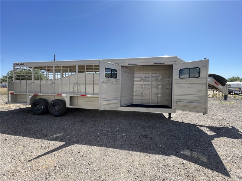 2025 Swift Built 26' Smart Tack 8k axels w/ 14ply tires