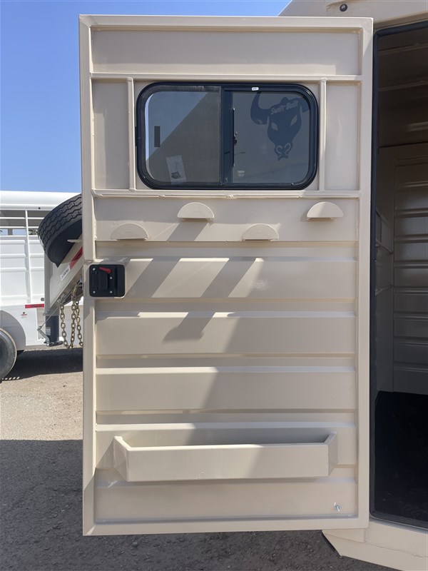 2025 Swift Built 24' Stock Combo single tack door 8K 14ply tires