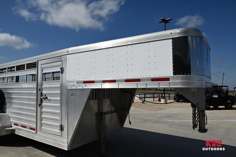 2012 Featherlite 8117