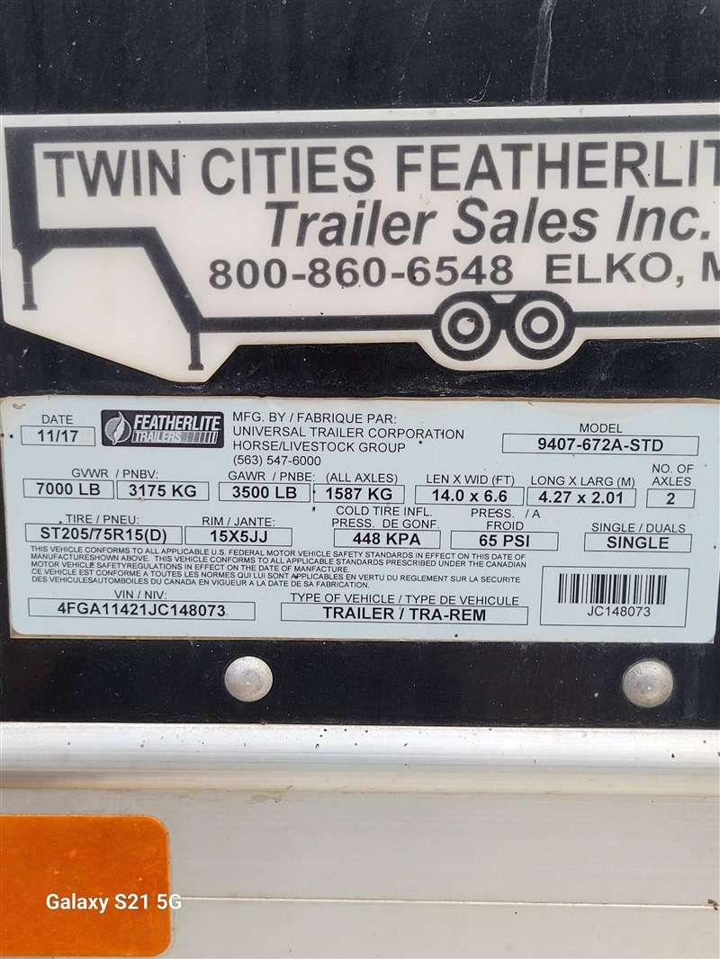 2017 Featherlite 9407