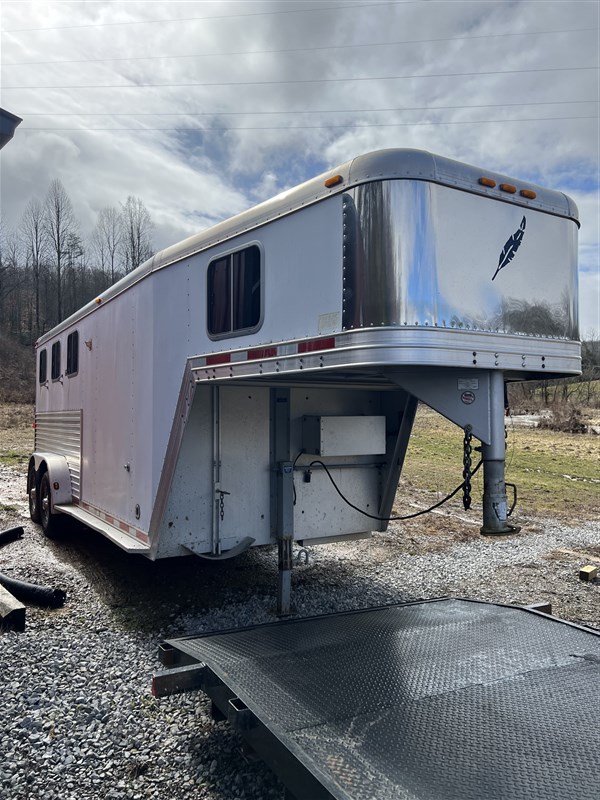 2002 Featherlite