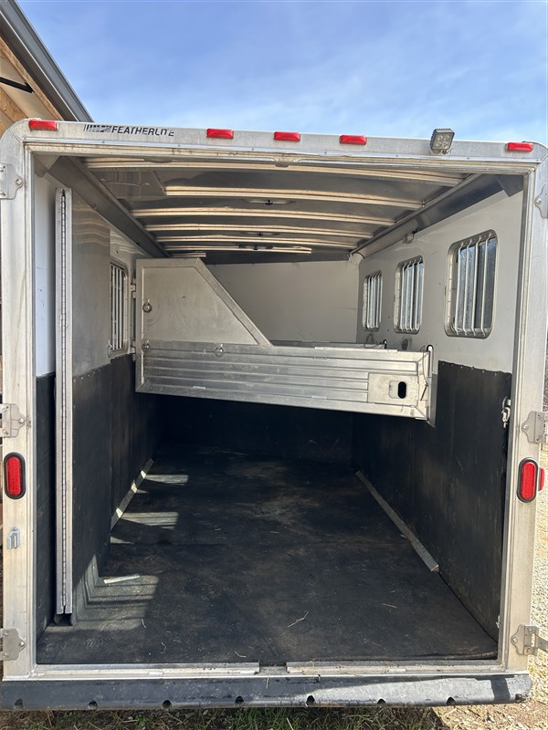 2003 featherlite 8541