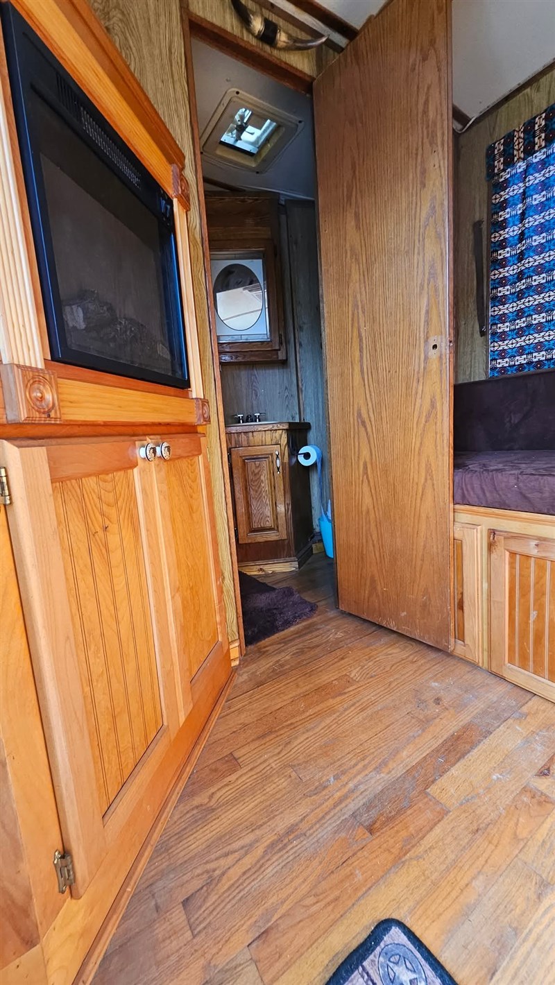 1991 Featherlite 2H LQ