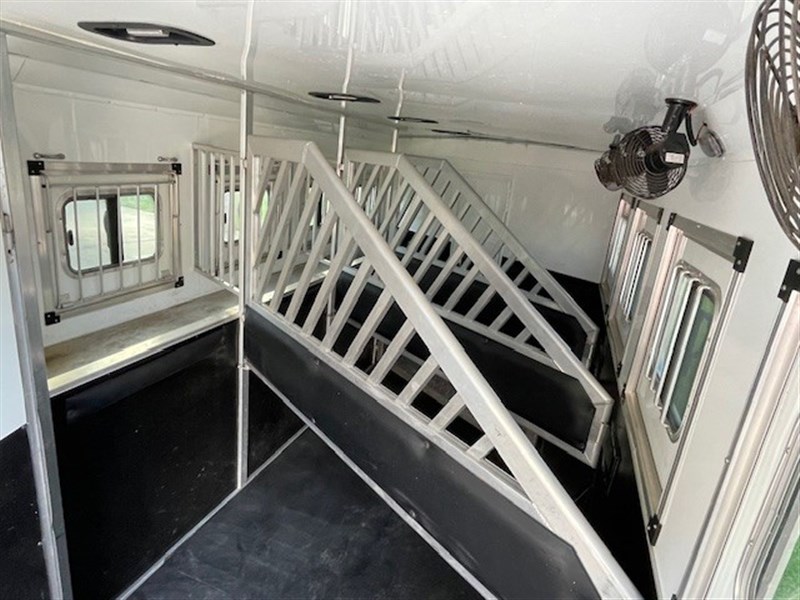 2017 Bison Premiere 8417