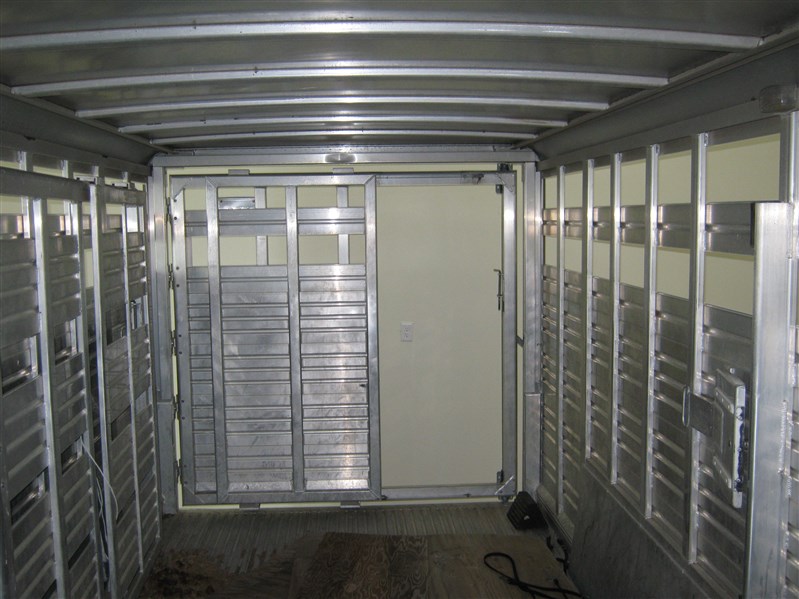 2000 Featherlite 8120