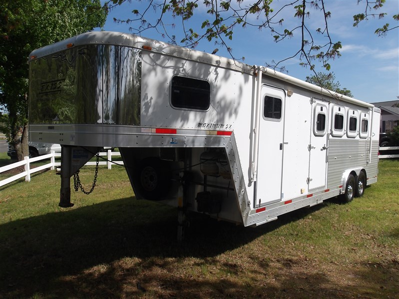 2003 EXISS GNHC-824-T