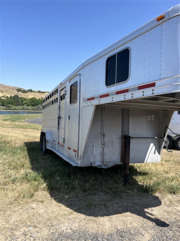 2003 Featherlite Stock