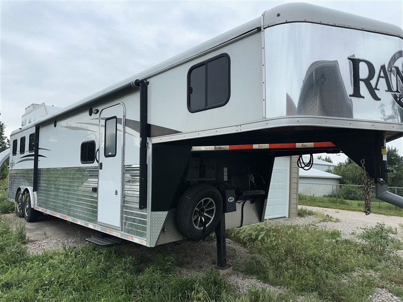 2019 Bison Coach Ranger