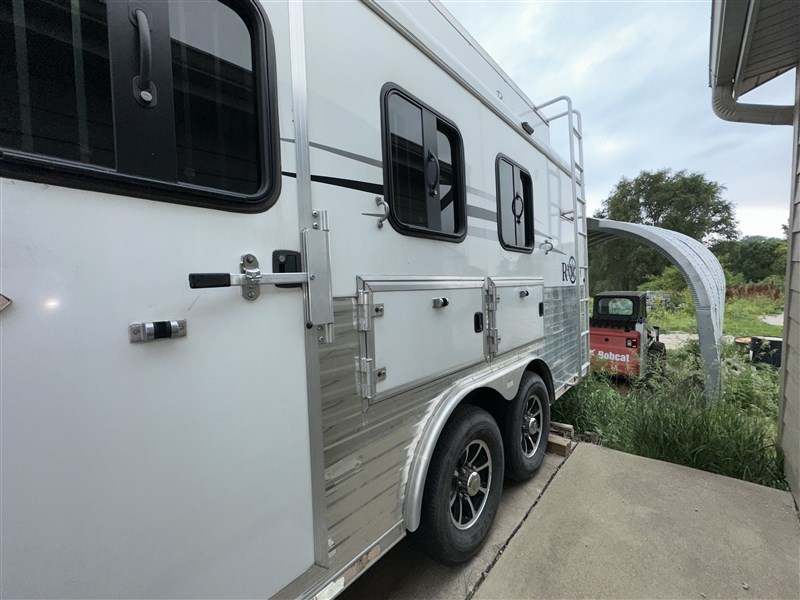 2019 Bison Coach Ranger