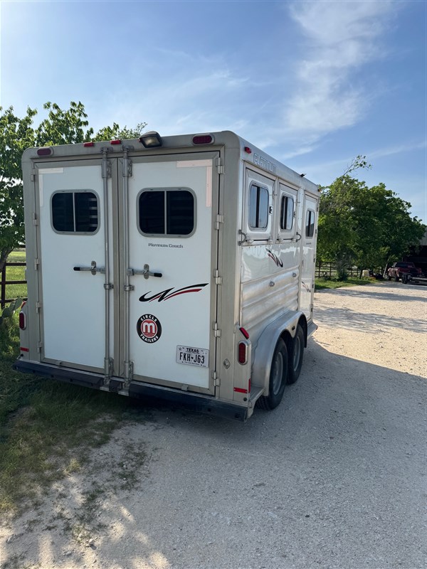 2017 Platinum 2H w/Mangers & collapsible rear tack