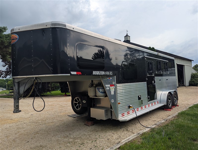 2016 Sundowner Horizon 6906RS