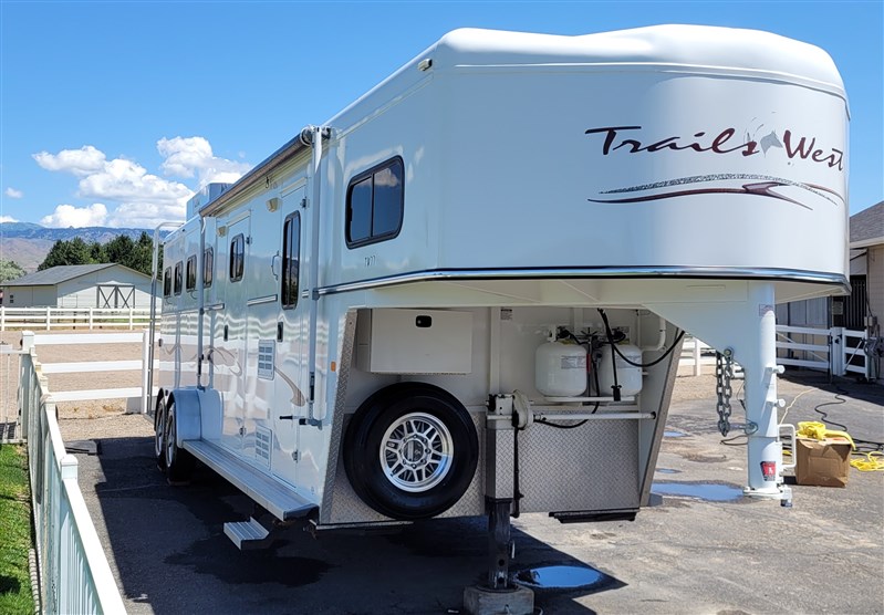 2010 Trails West Sierra TW77