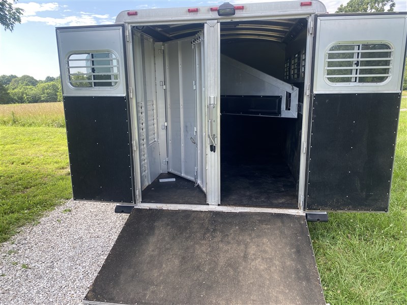 2006 Elite Mustang 3M