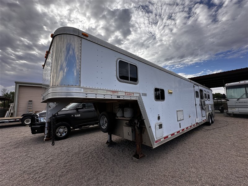 2000 Featherlite 8587