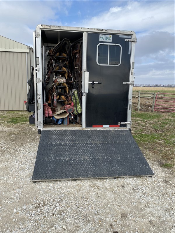 2014 Featherlite 8581