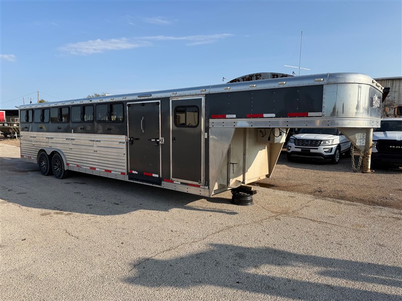 2015 Exiss 12 Pen Show Trailer