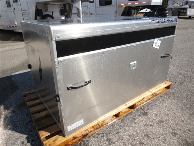2016 Featherlite 8191 Livestock 7'6" Stock Box
