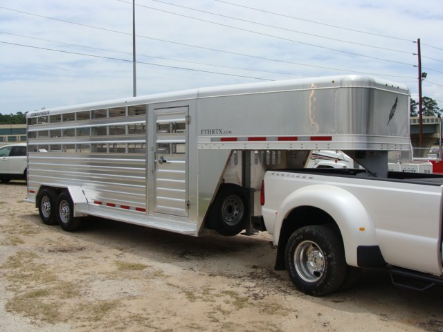 2018 Featherlite 8117 -6720