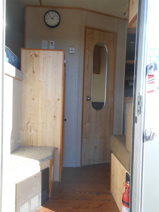 2005 Featherlite 8546