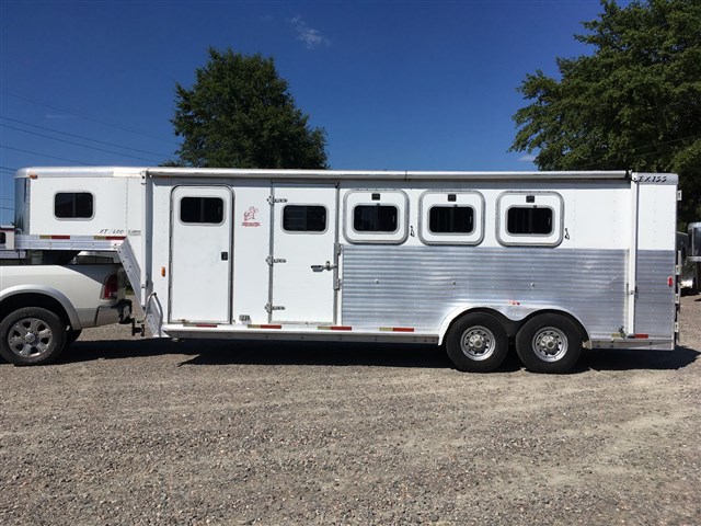 2001 Exiss Complete weekender, all aluminum, escape door