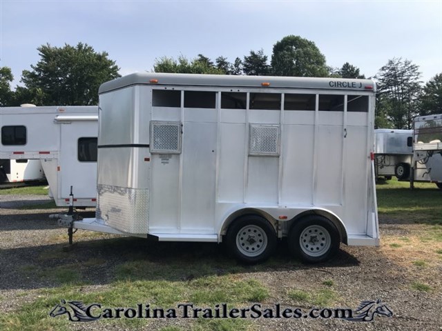 2006 Circle J 2H GREAT RUN AROUND TRAILER!!