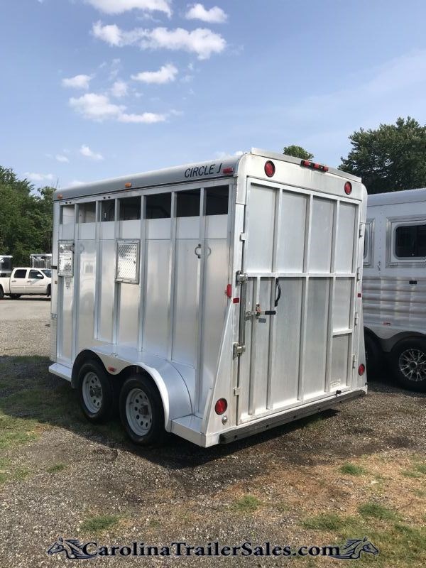 2006 Circle J 2H GREAT RUN AROUND TRAILER!!