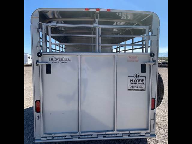 2020 Calico Livestock 6 pen system