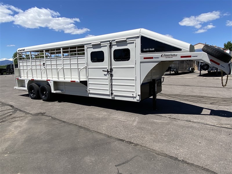 2023 Swift Built 24' Smart Tack Stock Combo