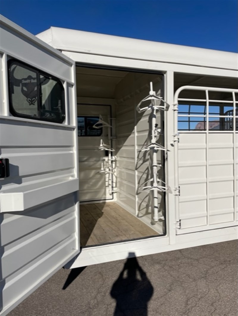 2023 Swift Built 20' Stock Combo w/ double tack doors