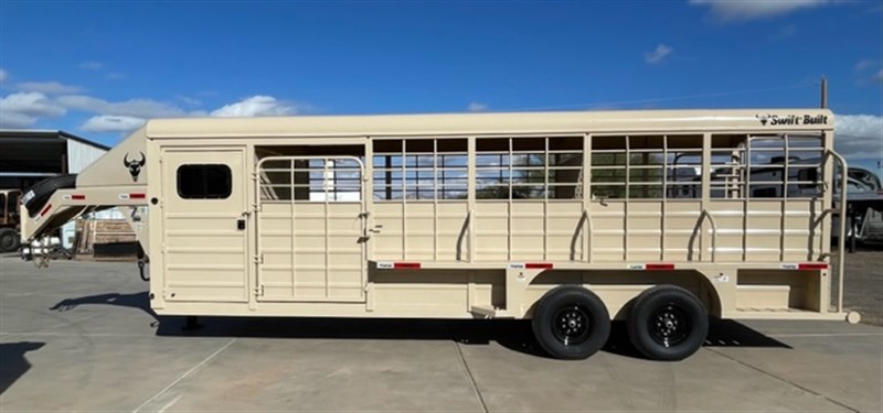 2023 Swift Built 24' double tack